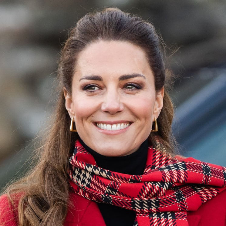 Copia el look de Kate con los abrigos largos que más estilizan Copia el look de Kate con los abrigos largos que más estilizan