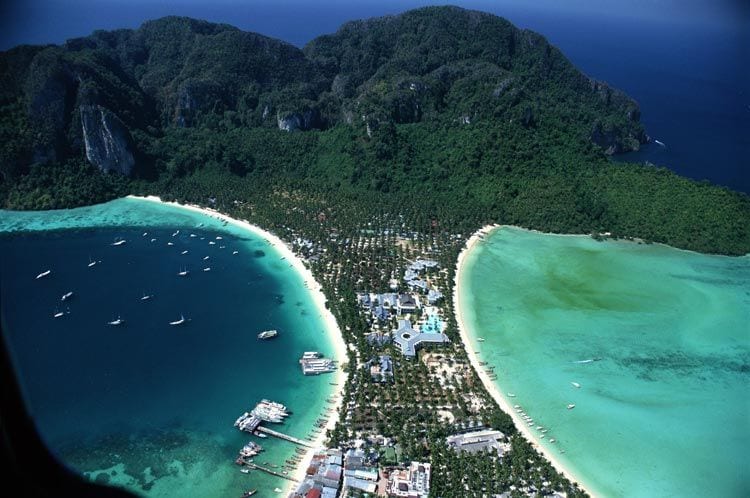 Phi Phi, las islas de postal de Leonardo di Caprio