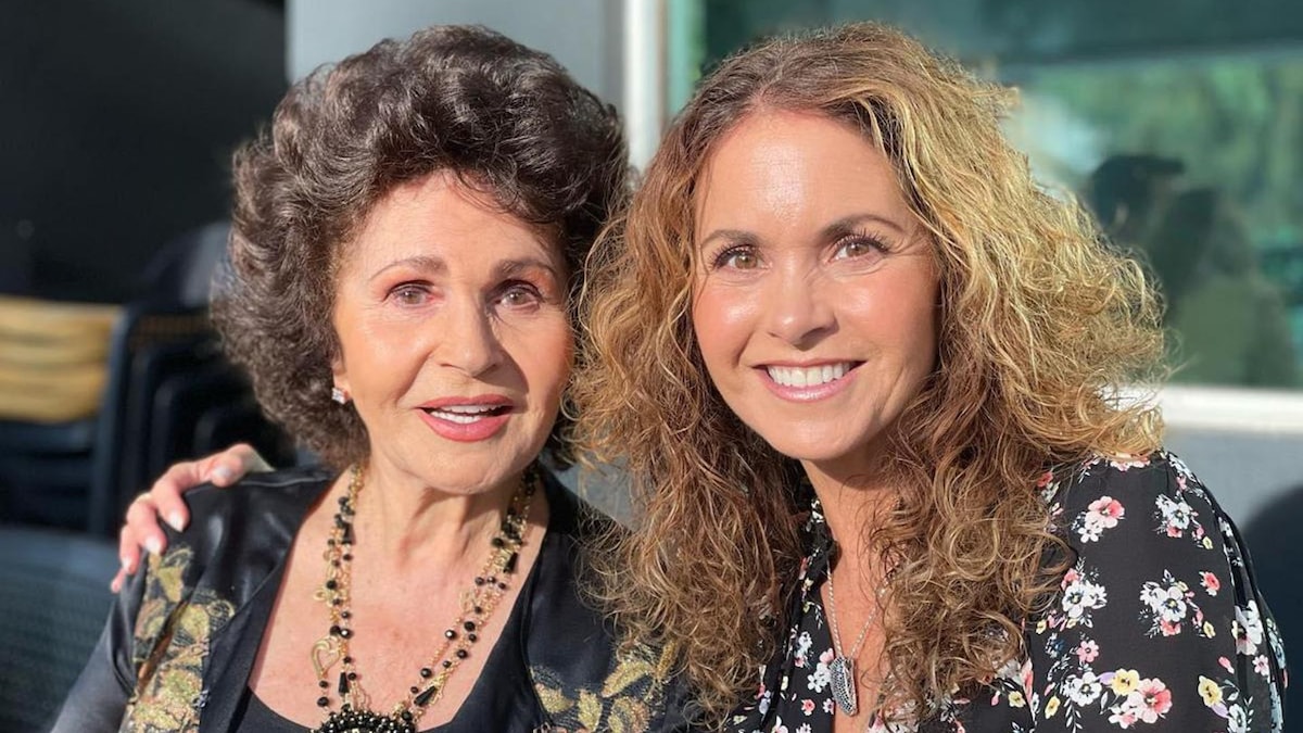 Lucero delivers a heartwarming message to her mother