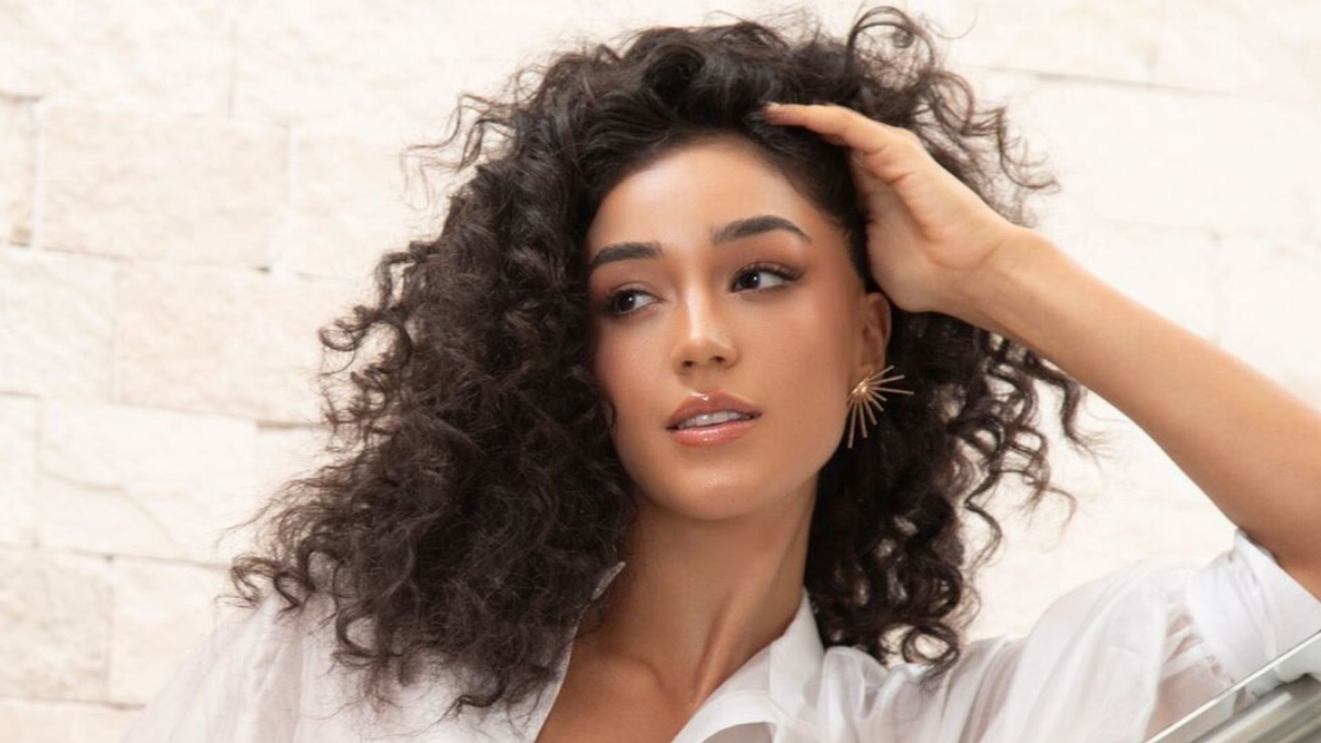 Ale Capetillo - Latina Powerhouse 2024