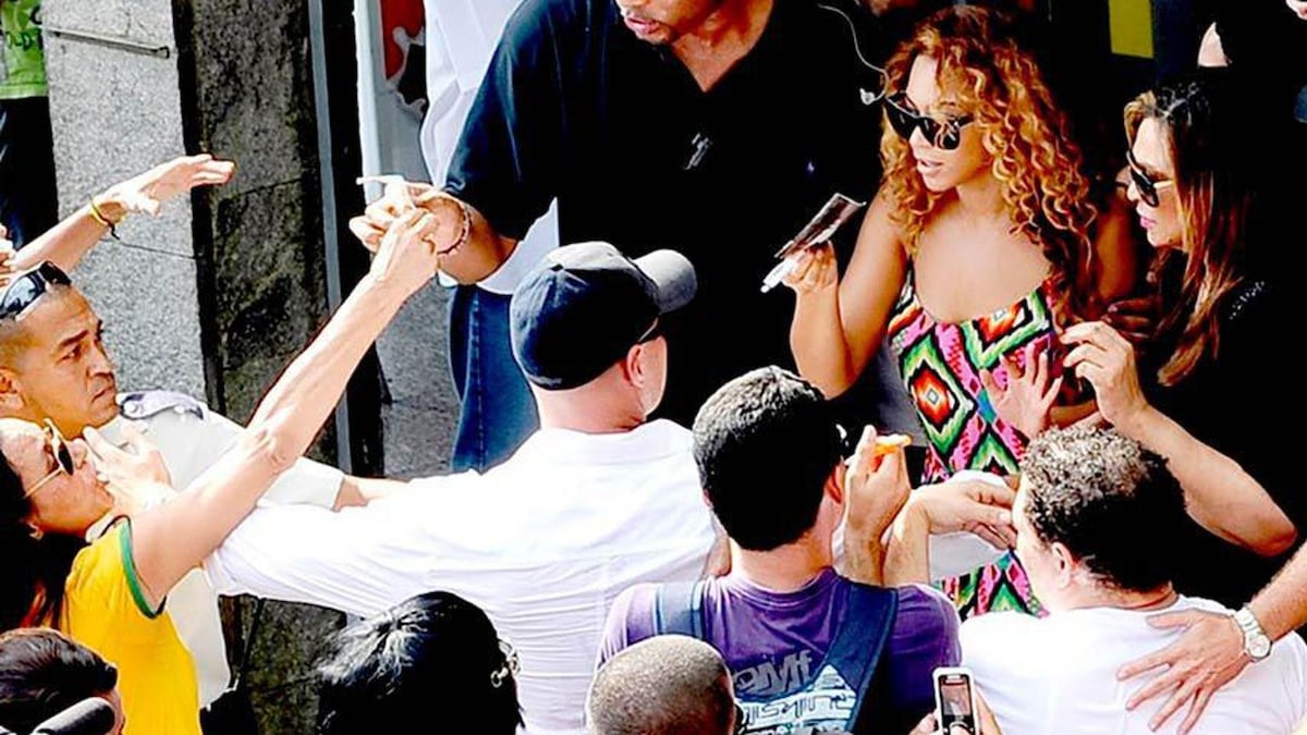 Beyoncé's Beyhive knows how to show their Queen Bey serious love