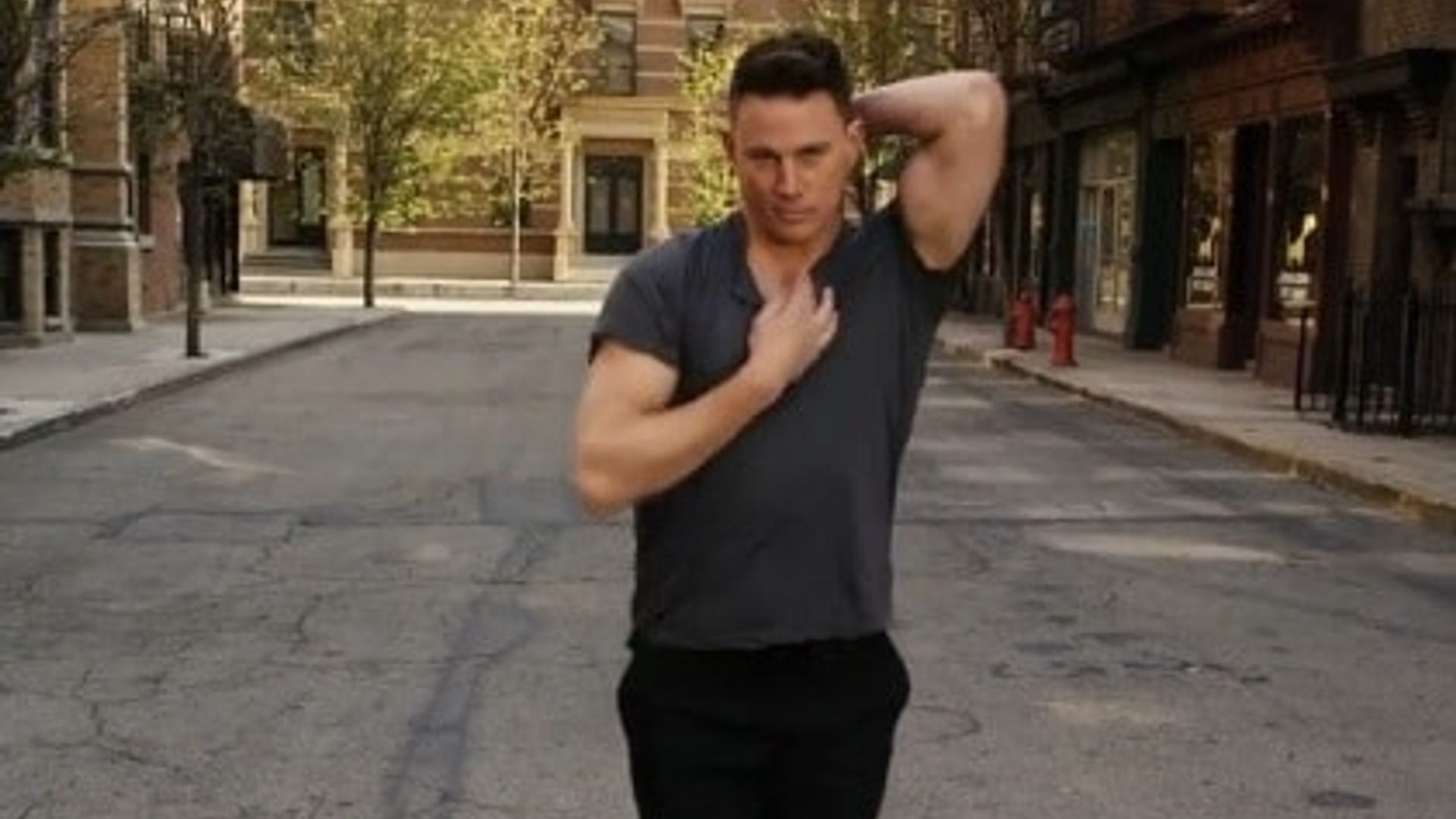 'Magic Mike XXL' star Channing Tatum shows off 7 dance moves in 30 seconds