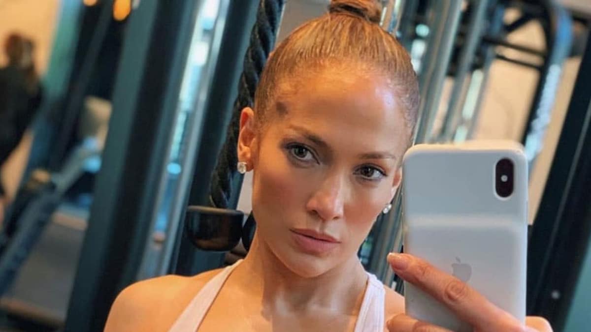 Jennifer Lopez curates new subscription box