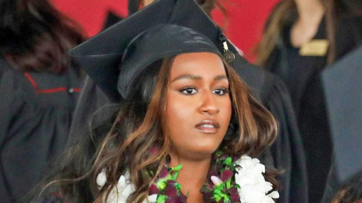 Sasha Obama celebrates her college graduation with Malia