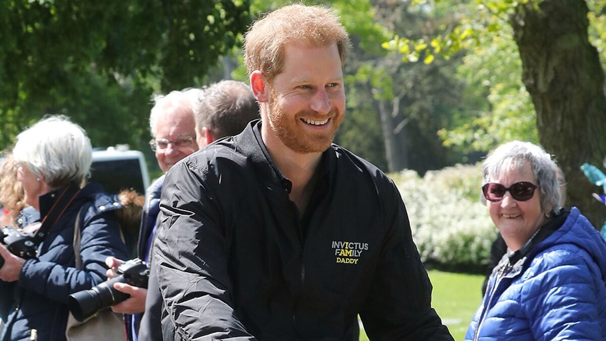 Prince Harry back to work 3 days after becoming a dad to Archie