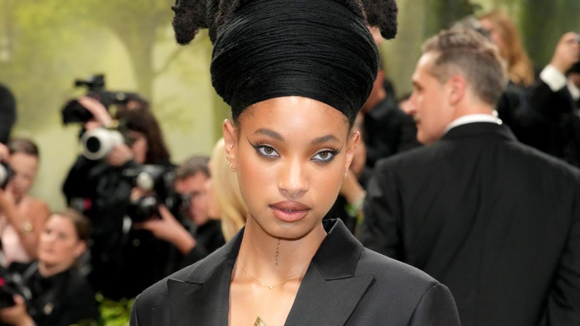 Willow Smith reveals how she avoids ‘questioning’ herself