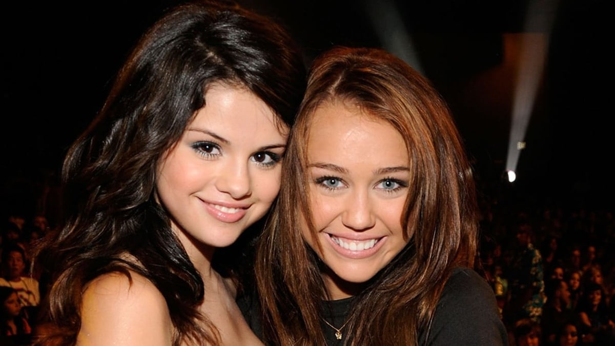 Miley Cyrus shares throwback photo with Selena Gomez on their way to ...