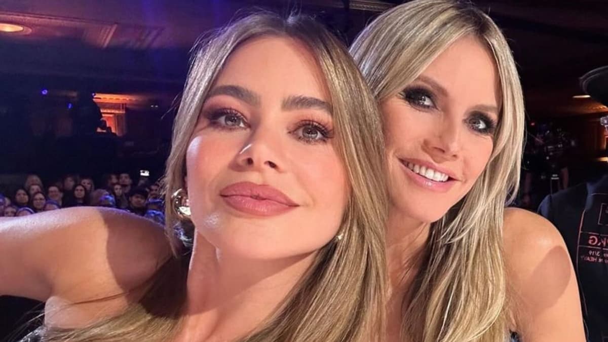 Sofia Vergara and Heidi Klum pose in stunning looks, including matching metallic heels