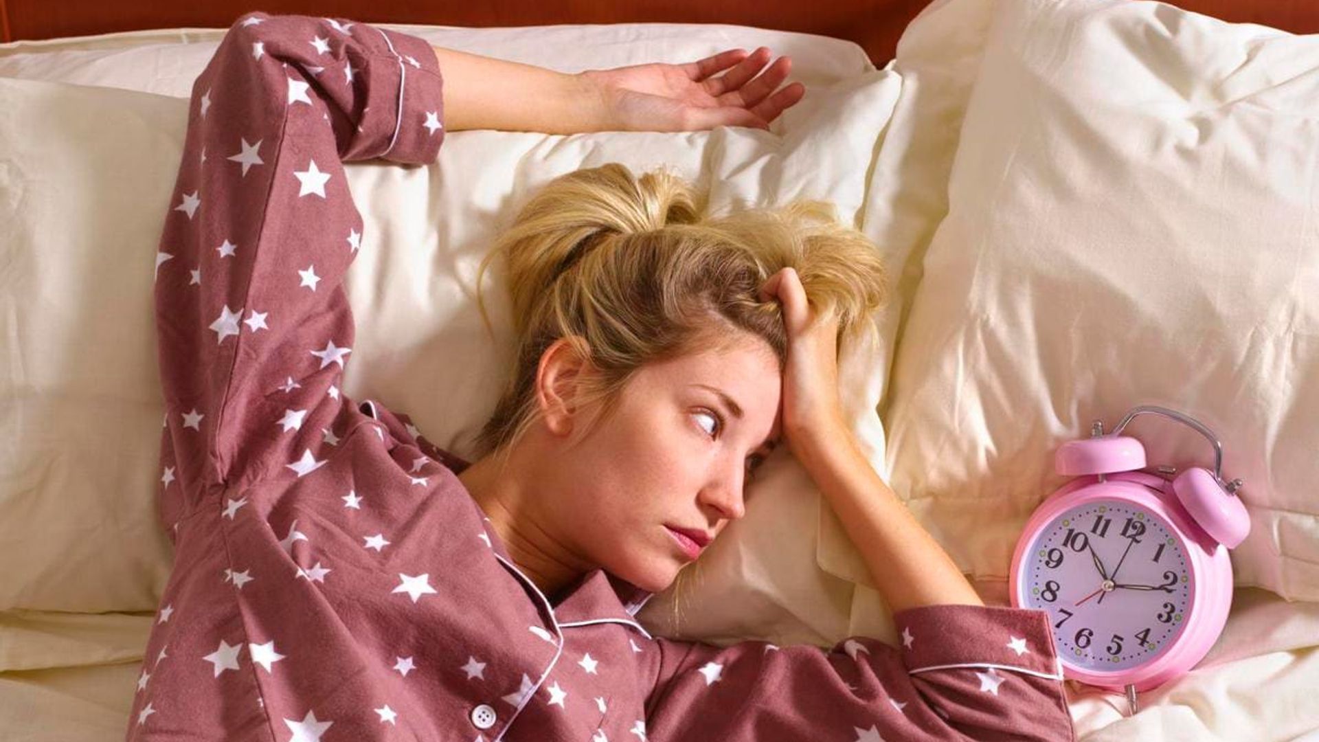 Tricks to look refreshed after a bad night’s sleep