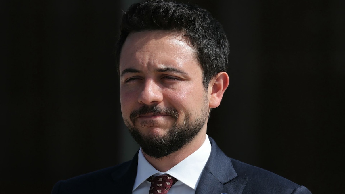 Crown Prince Hussein and Princess Rajwa's baby girl stars in adorable ...