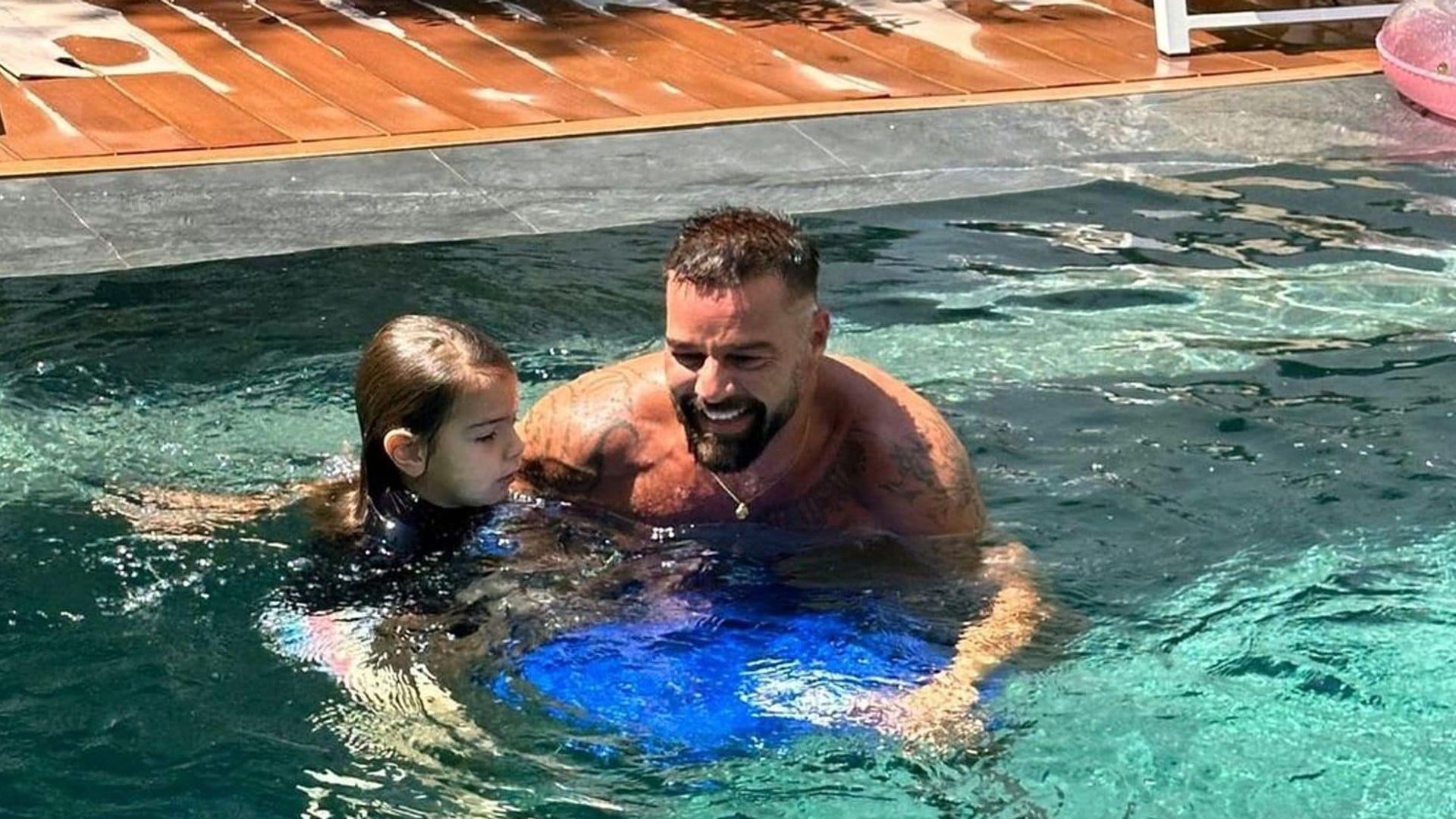 Ricky Martin's summer isn't over! Singer shares a glimpse of a day at ...