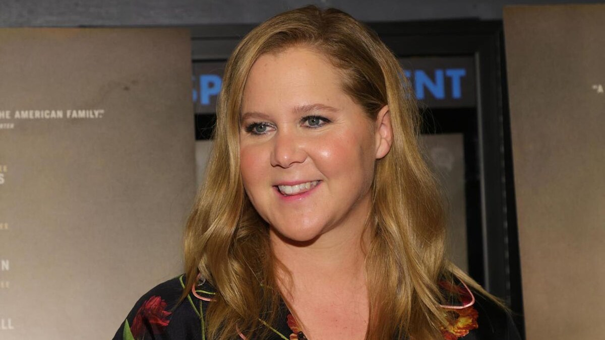 Amy Schumer gives health update after endometriosis surgery and ...