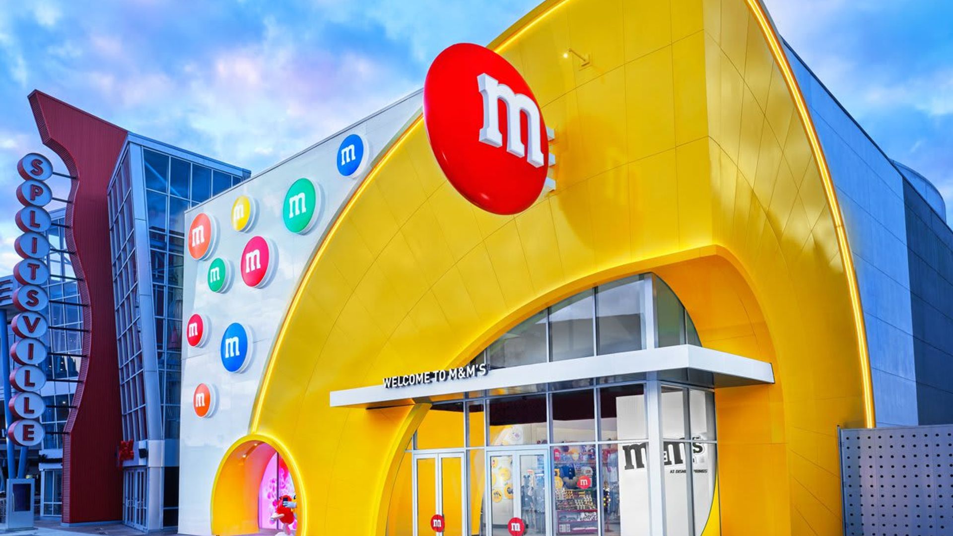 Where to visit the tallest M&M’S chocolate wall in the world