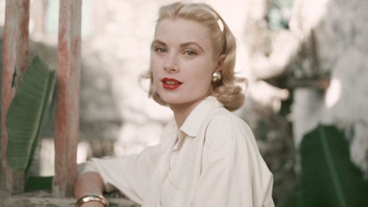 Grace Kelly’s granddaughter Camille Gottlieb revives her iconic 'Rear ...