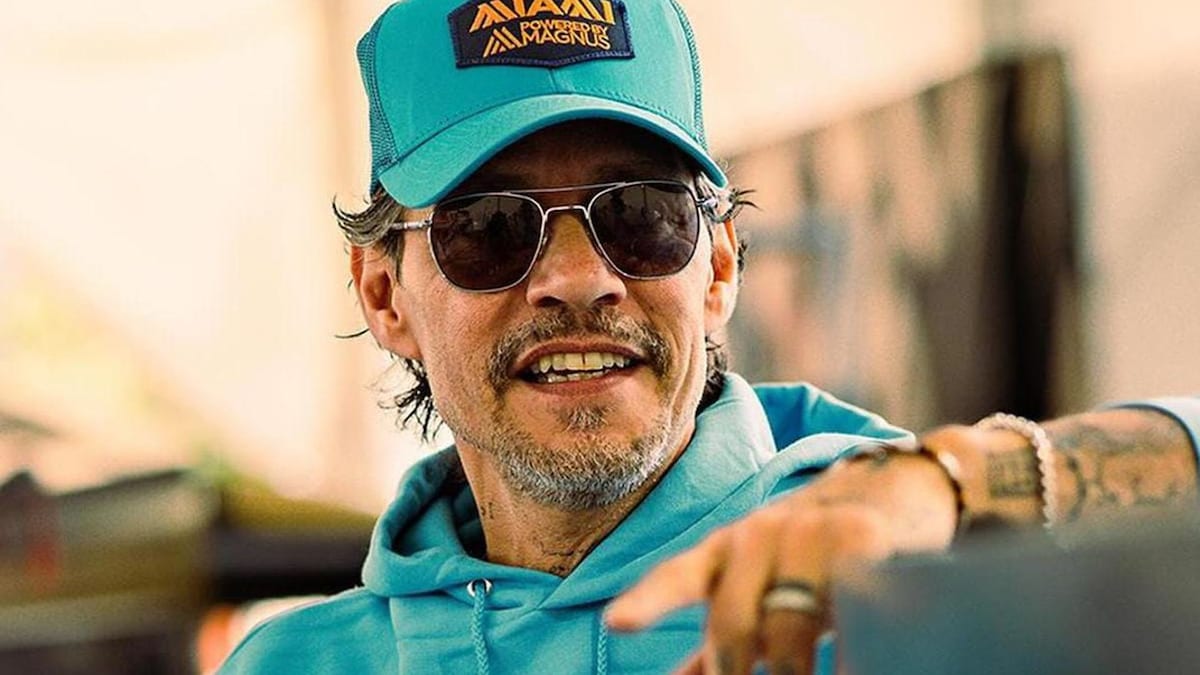 Marc Anthony enjoys Venice for the first time