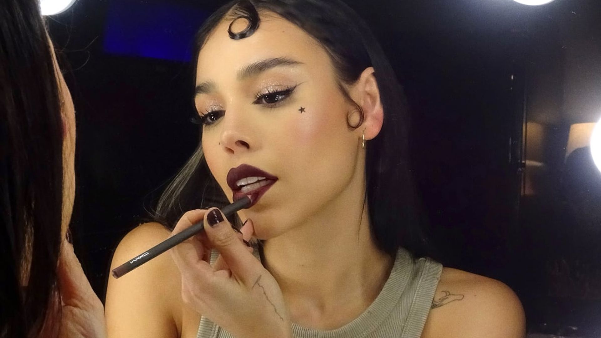 Danna Paola is in her ‘dark’ era and these makeup looks are here to ...