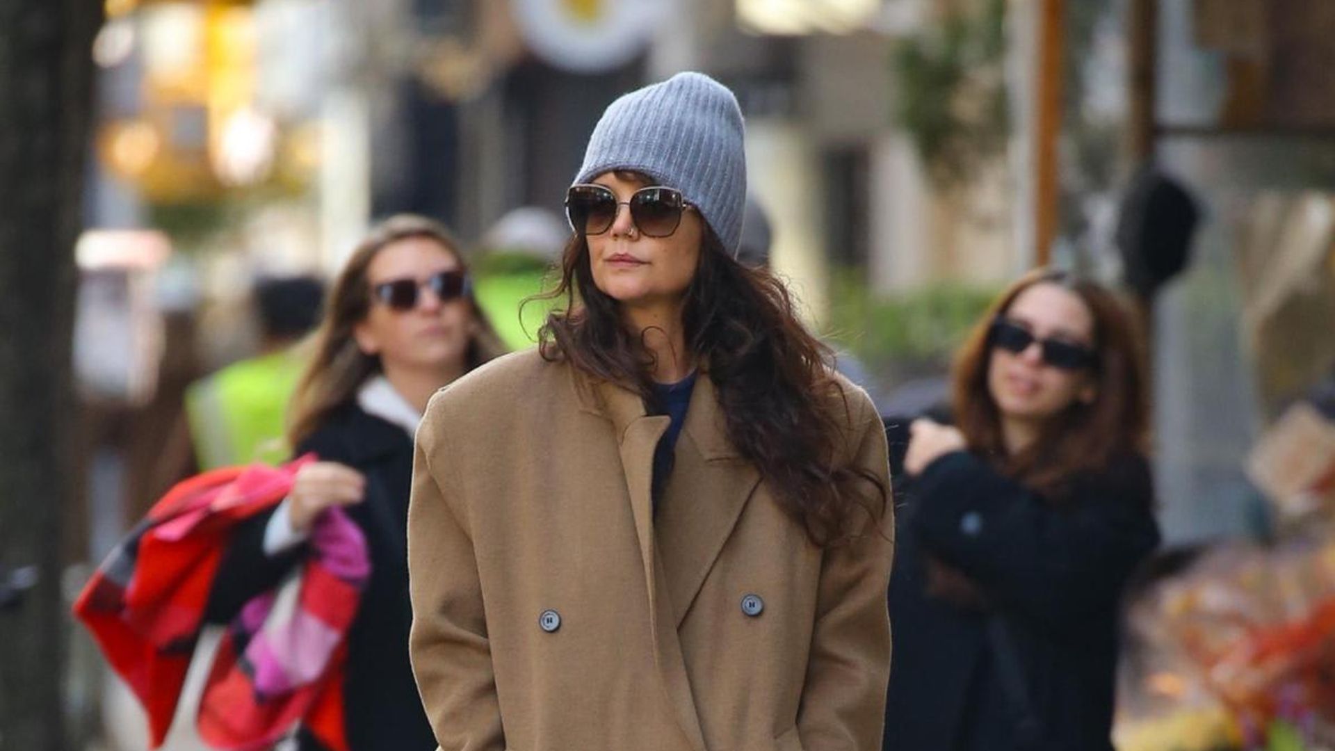 Katie Holmes enjoys New York City’s chilly temperatures