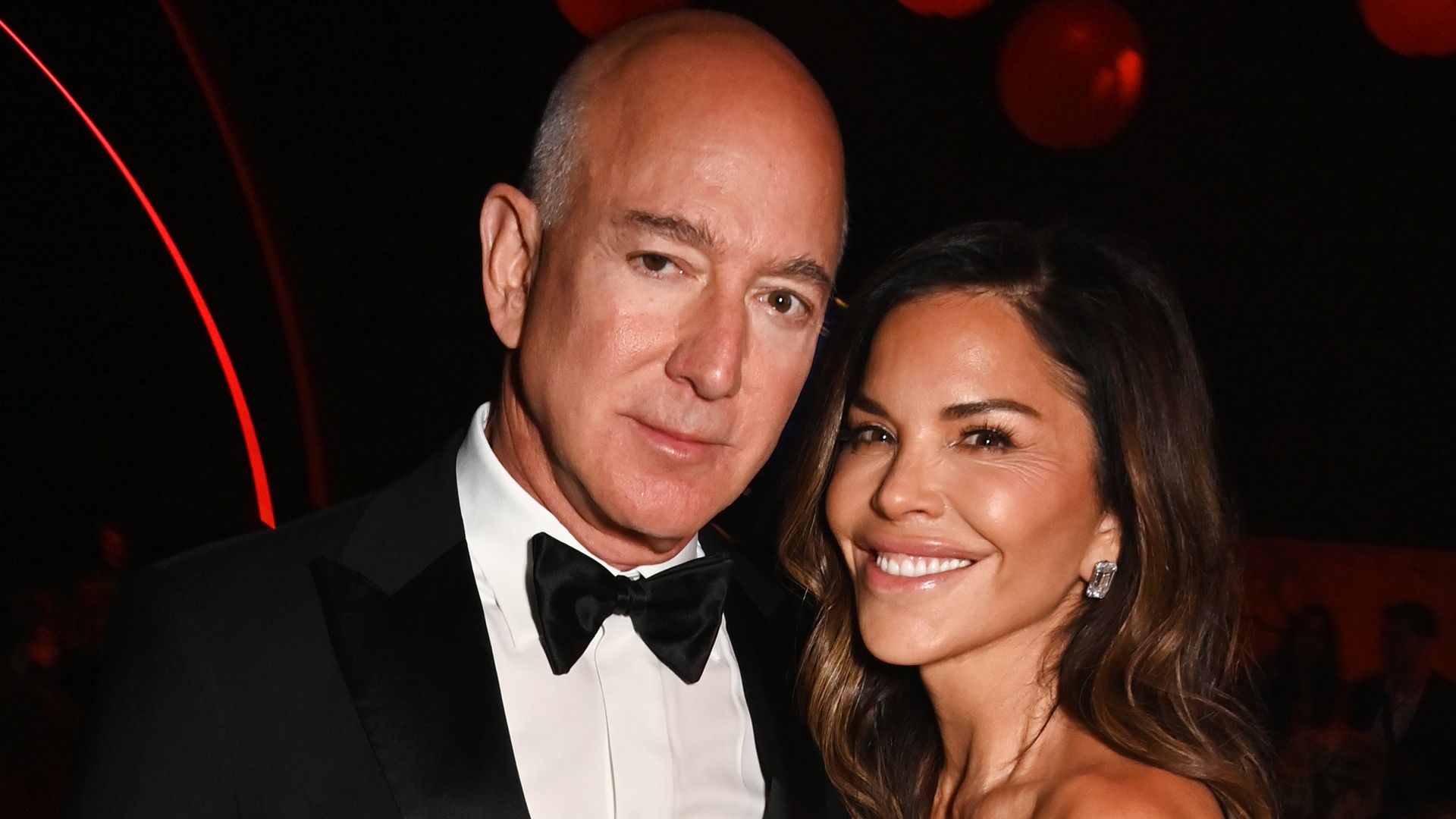 Lauren Sanchez Bezos and Jeff Bezos coordinate in silk for romantic ...