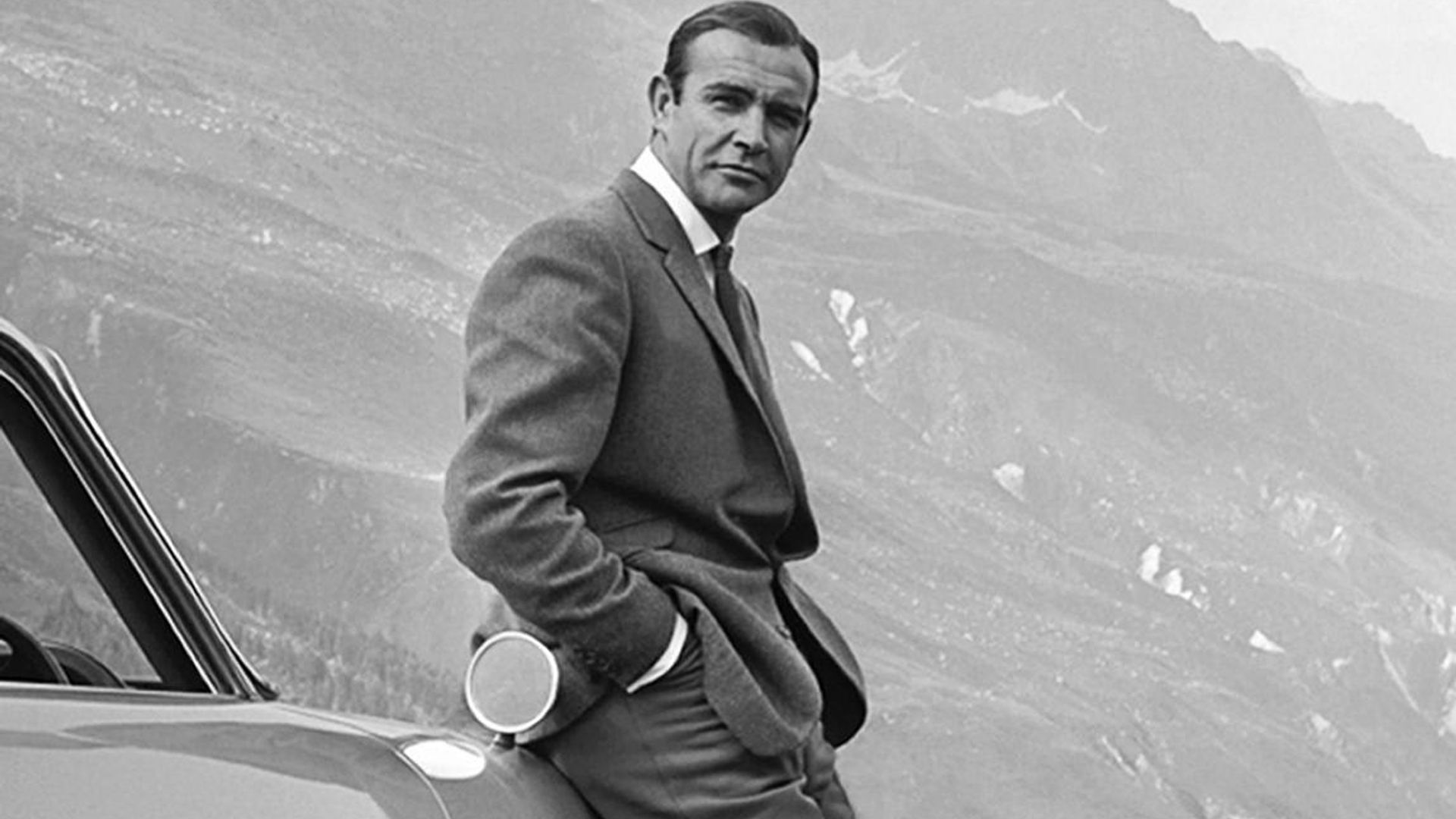 Sean Connery dies at 90: Salma Hayek and more mourn the ‘James Bond’ icon