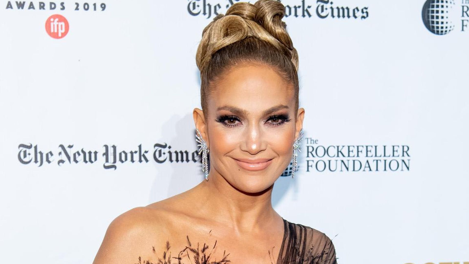Jennifer Lopez shares phone number for fans to text her