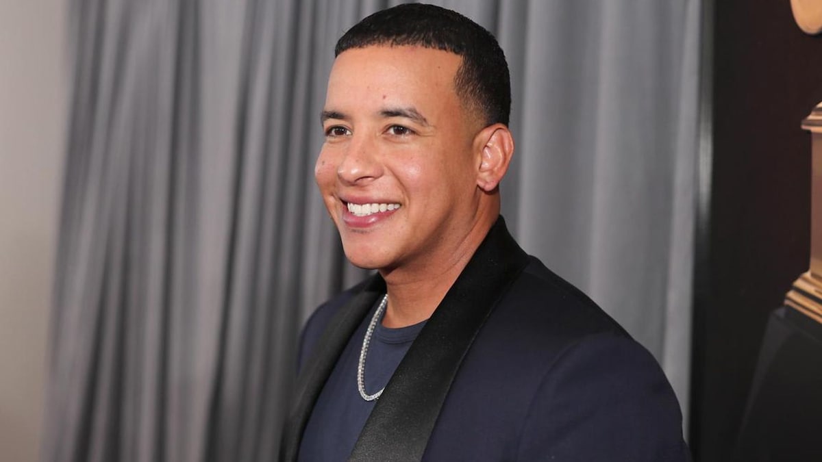 Daddy Yankee shares a sweet photo with an important message