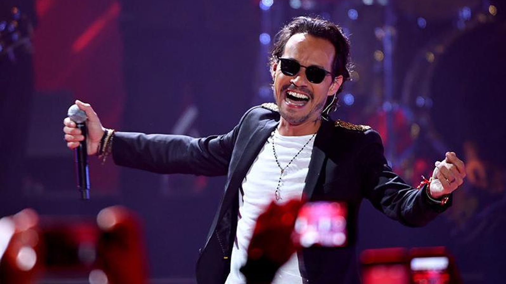 Marc Anthony and the funny confusion with his personal assistant