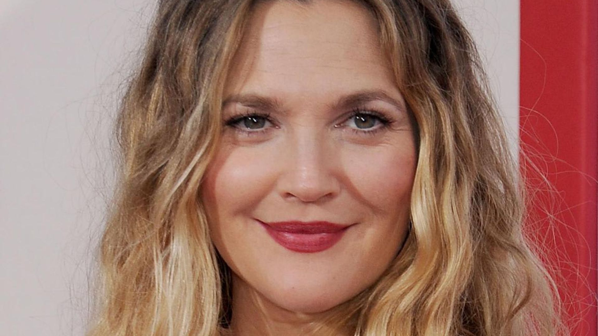 Drew Barrymore wore hydrating hand mask gloves to clean up while home