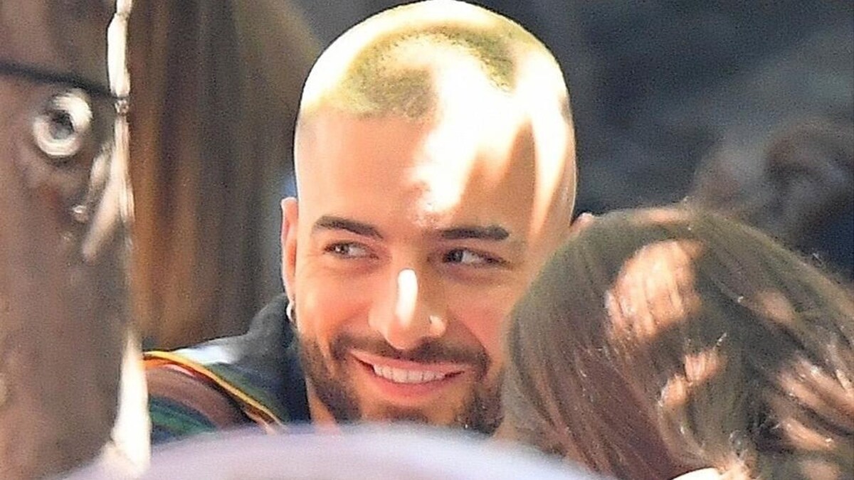 Maluma Spotted Kissing and Getting Cozy With His Lunch Date