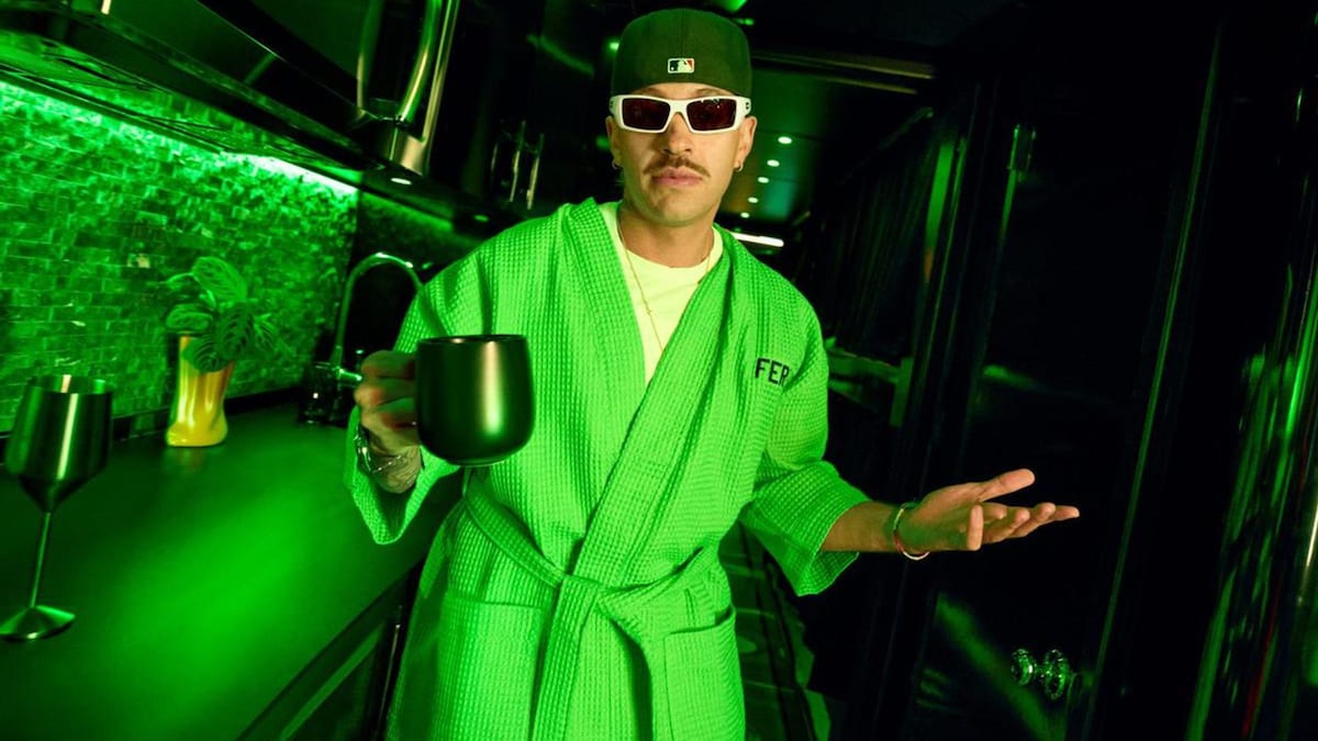 Feid opens the door of his tour bus: How to stay with the Colombian ...