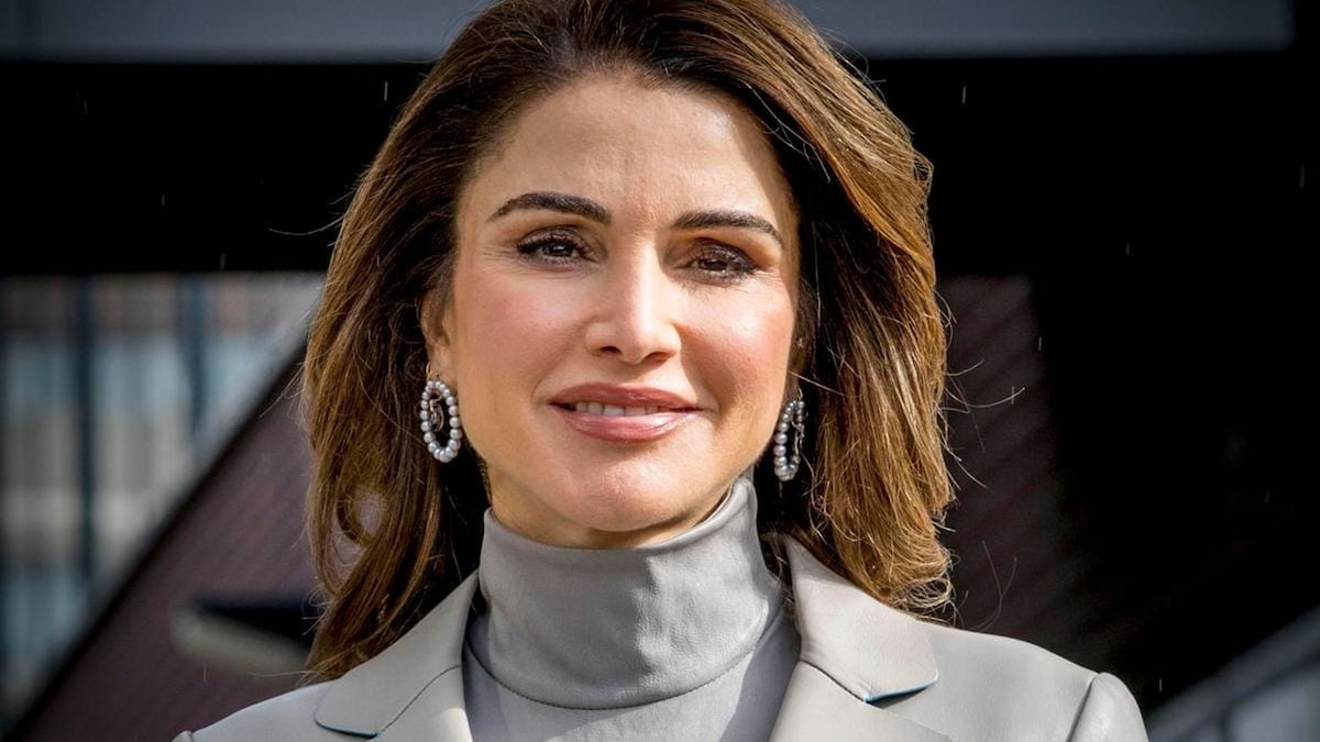 Queen Rania of Jordan bids ‘farewell’ to 2020 with new family holiday photo