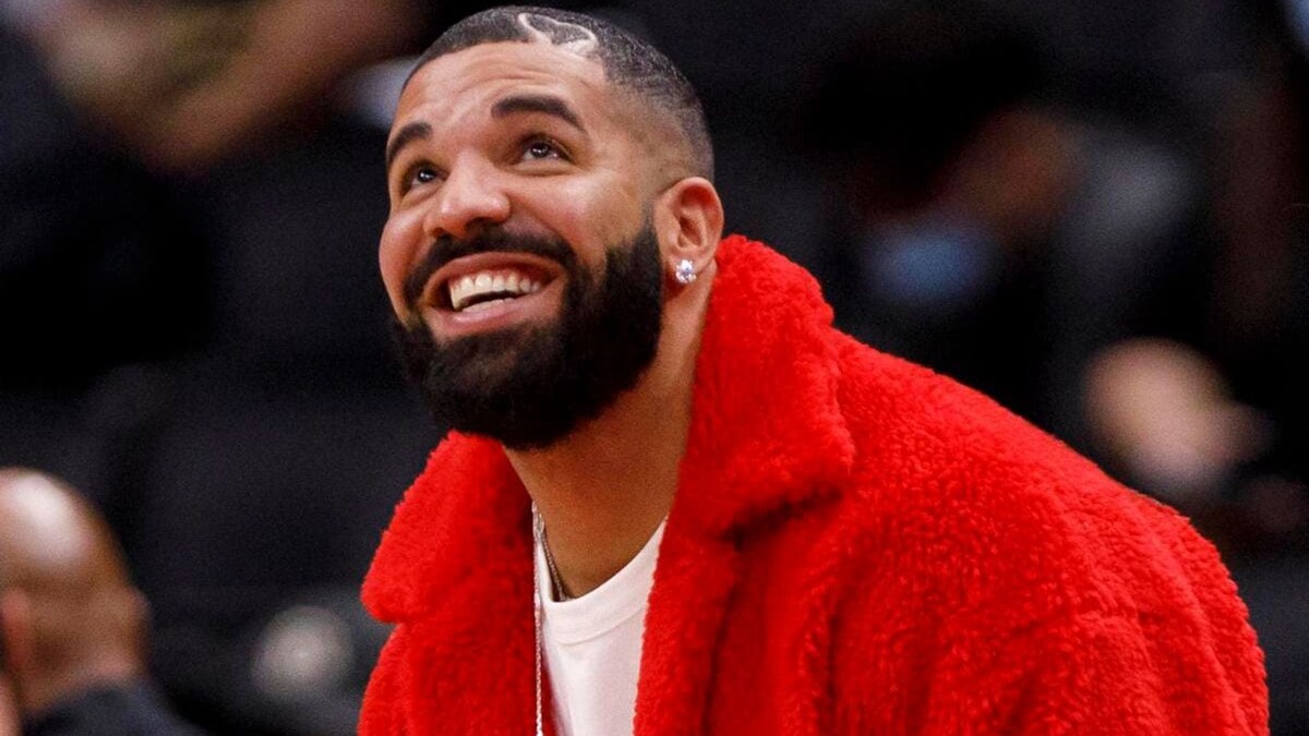 Drake gifts $100,000 to young basketball player: ‘We’re gonna bless ...