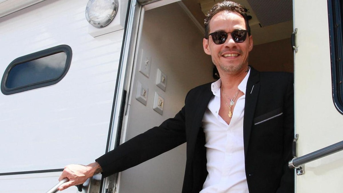 Peek inside Marc Anthony's dreamy COVID-19 quarantine