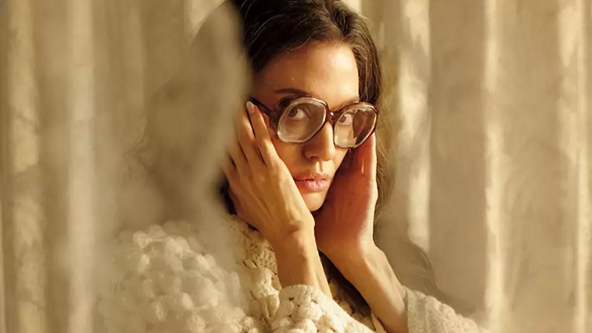 First look at Angelina Jolie as Maria Callas in new biopic