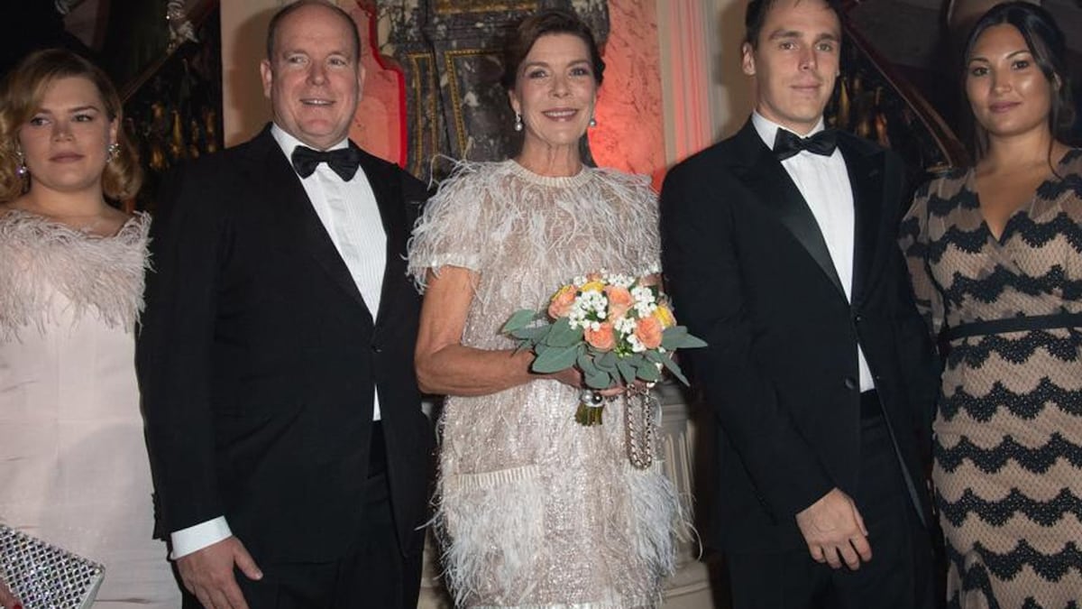 Princess Caroline, family enjoy glam casino night in Monaco