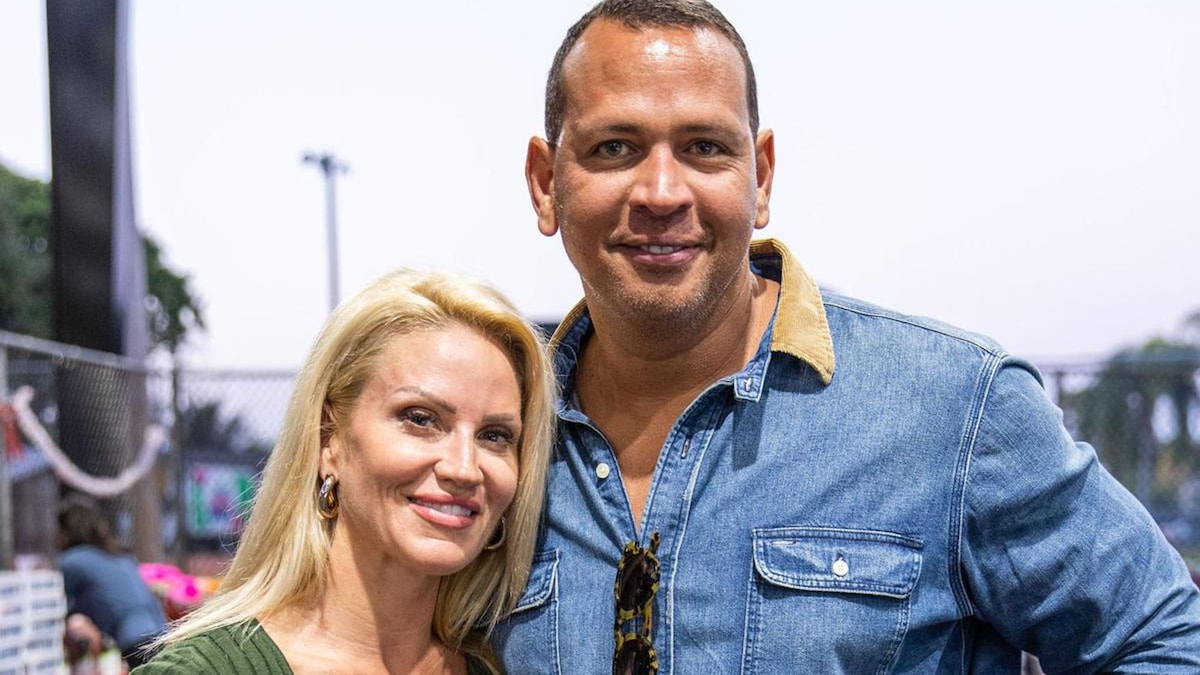 Alex Rodriguez and Jac Cordeiro are Instagram official