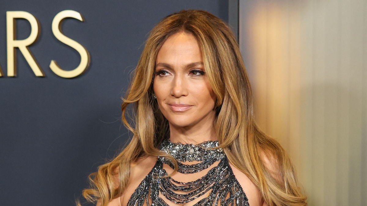 Jennifer Lopez to reunite with 'SELENA' star Edward James Olmos in ...