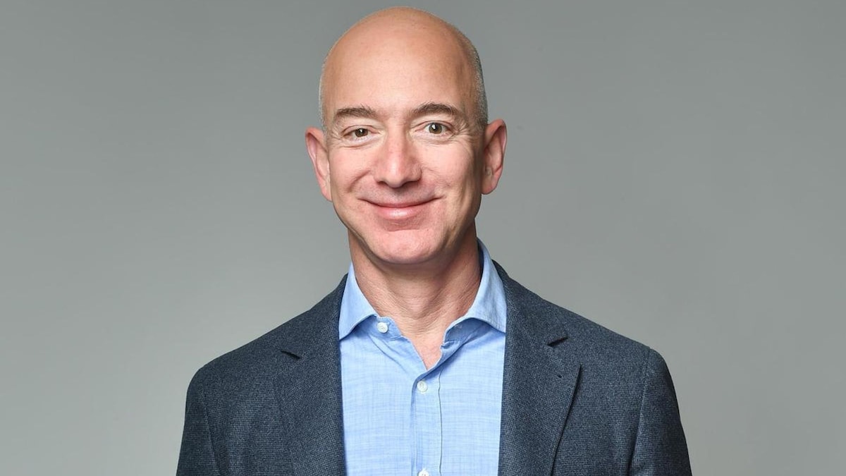 Jeff Bezos buys another mansion in Miami [PHOTOS]