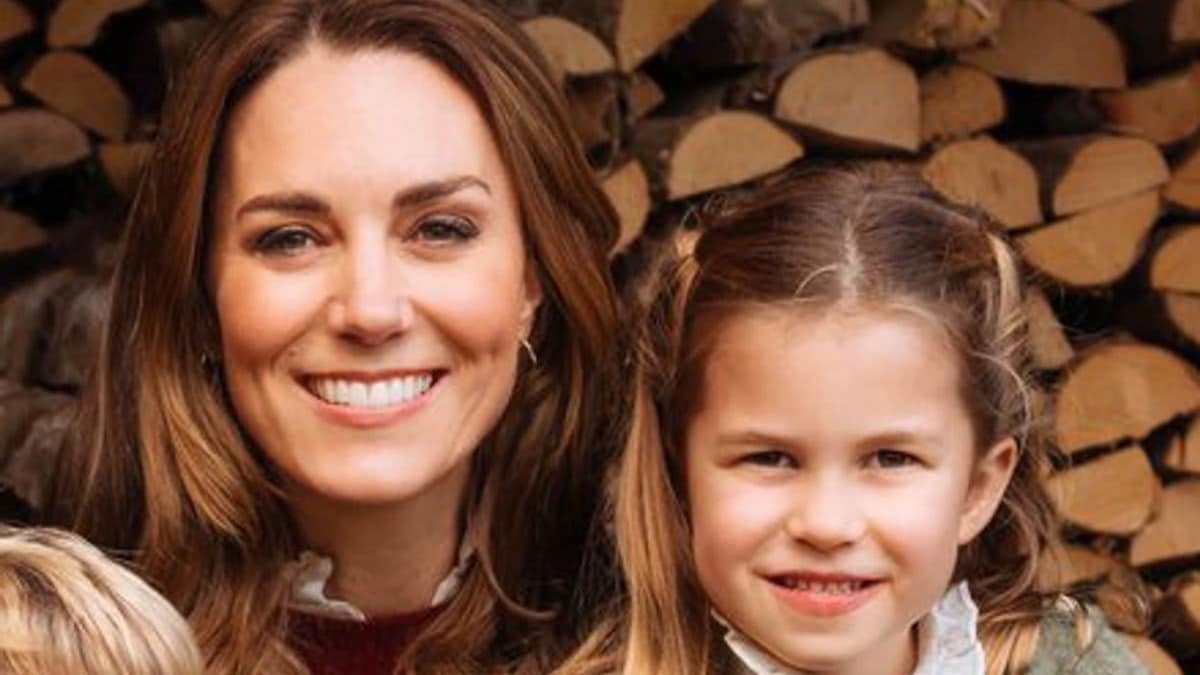 Kate Middleton and daughter Princess Charlotte twin in adorable royal ...