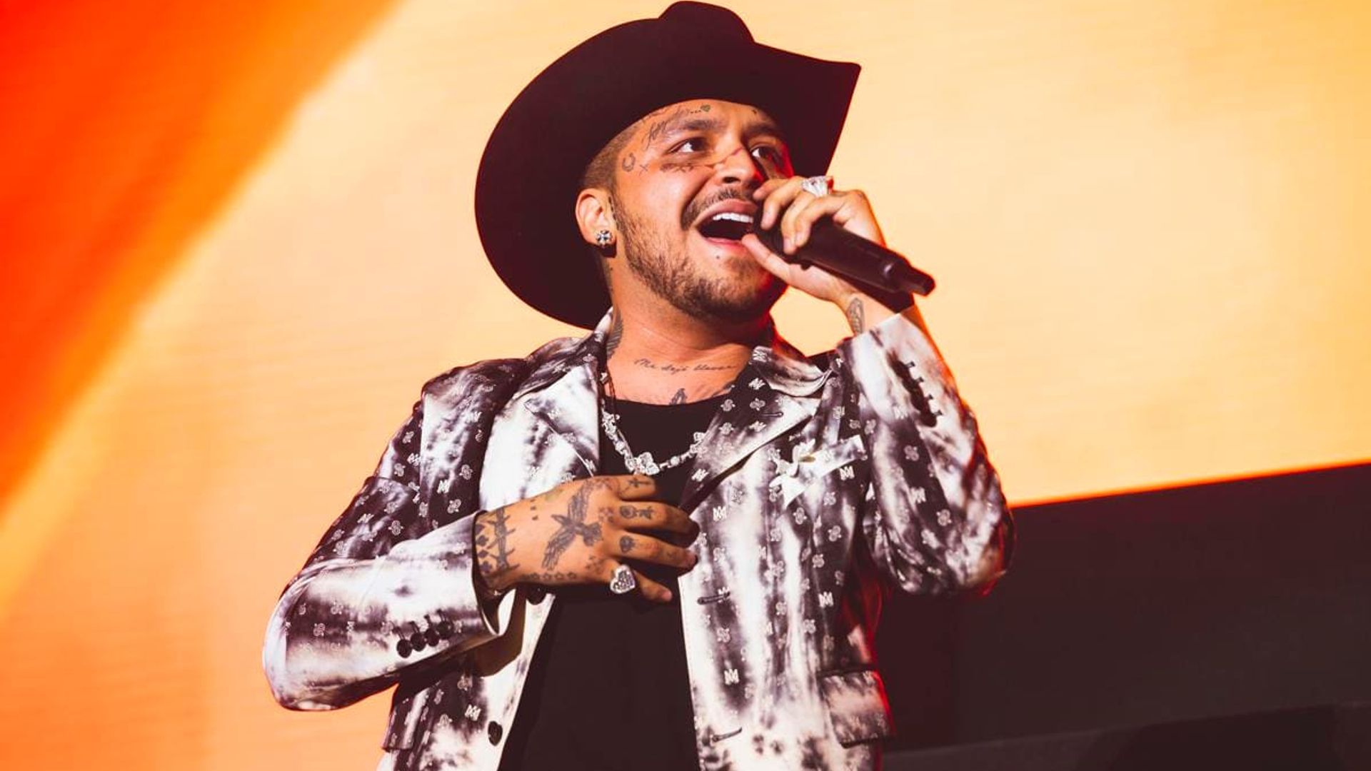 Christian Nodal takes his mariacheño music to Spain