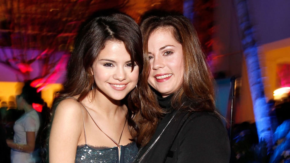 Inside Selena Gomez and mom Mandy Teefey’s complex mother-daughter ...