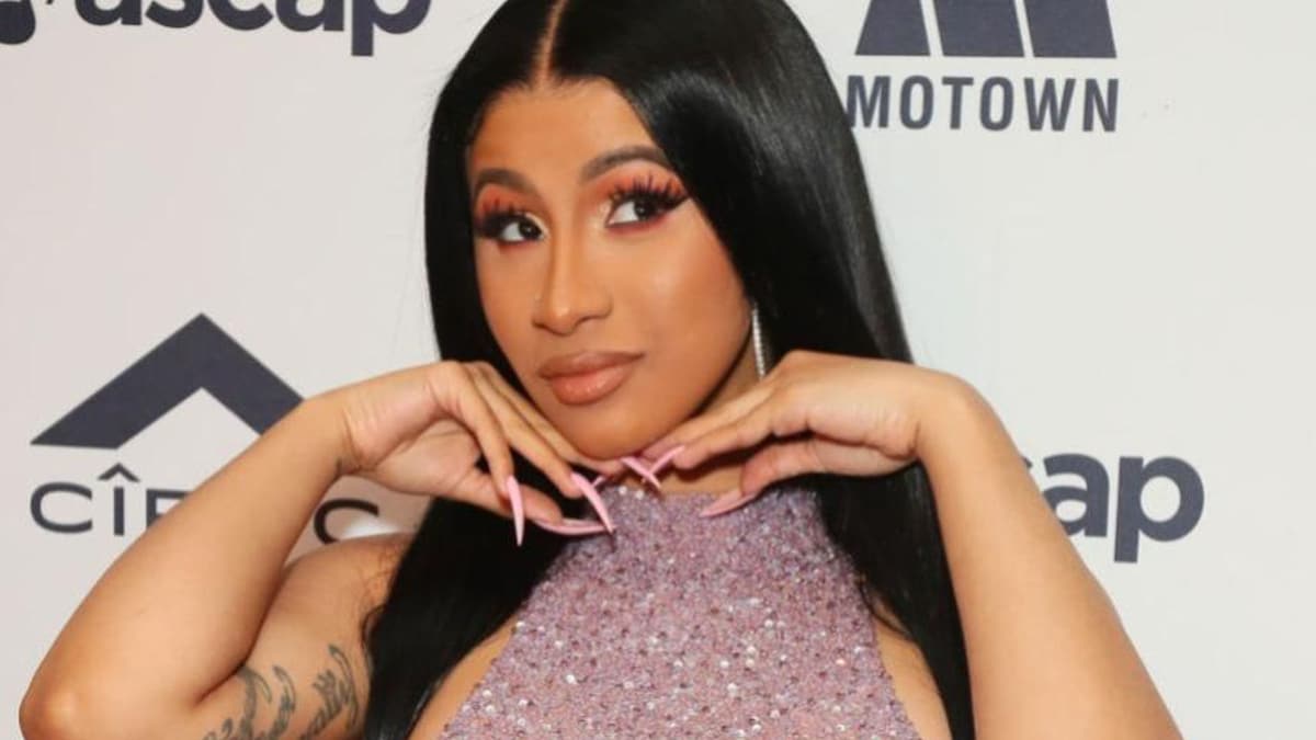 Cardi B's tricks to making lashes appear long
