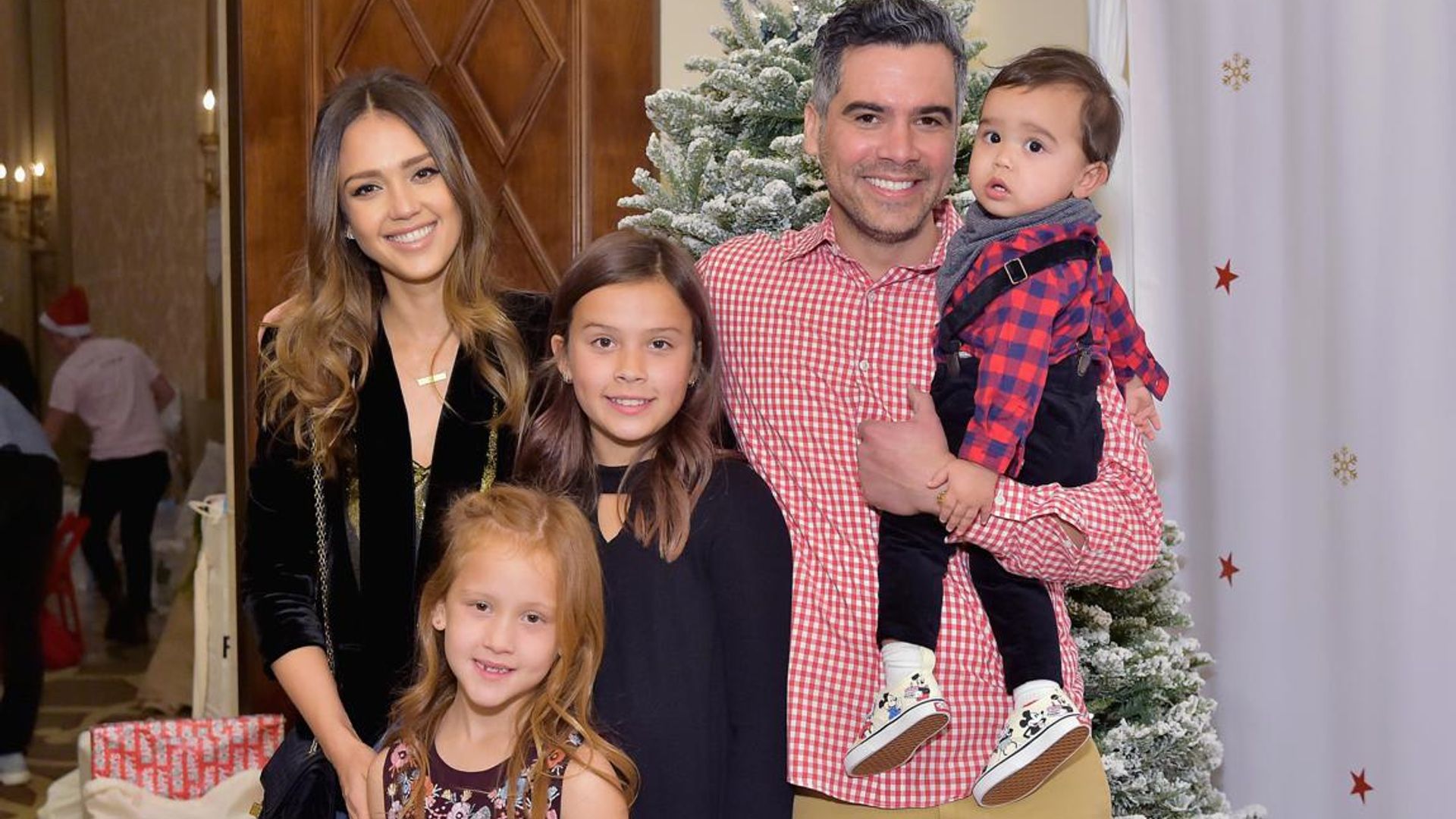 Jessica Alba and family on TikTok