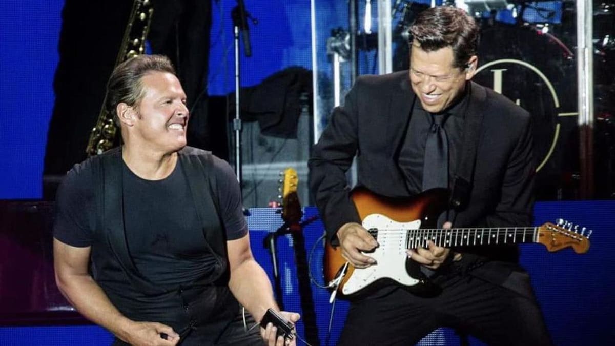 Meet Luis Miguel’s faithful guitarist, Kiko Cibrian