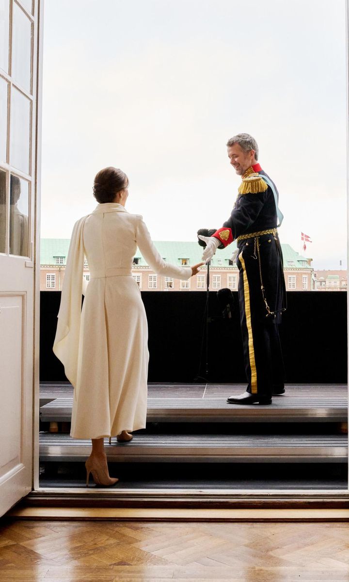 Queen Mary and King Frederik look so in love in official photo