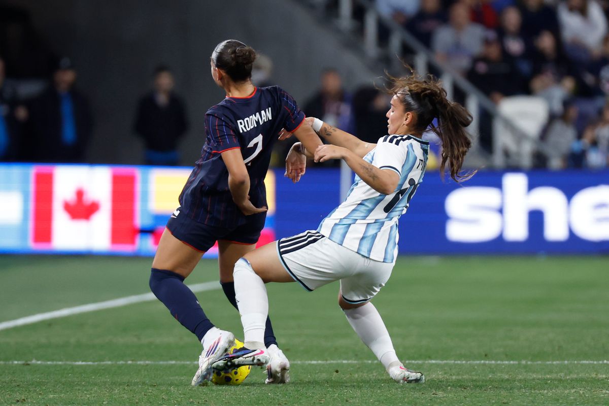 Trinity Rodman goes down late in USWNT game after back injury comeback