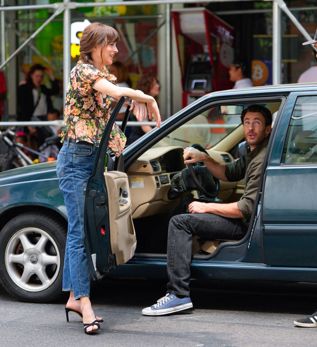 Pedro Pascal, Dakota Johnson, and Chris Evans rom-com shares a release date