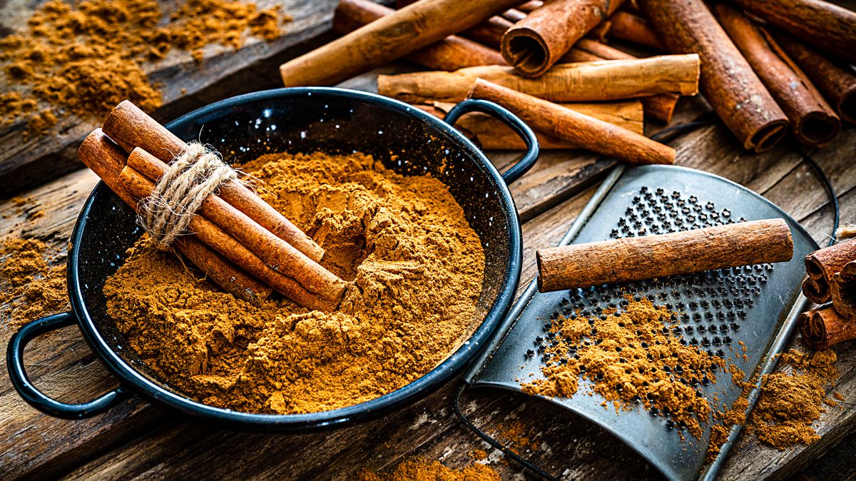 7 powerful cinnamon rituals to attract love and abundance this New Year