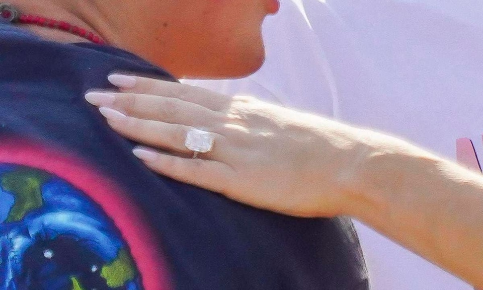 Lauren Sánchez and Jeff Bezos are all smiles exploring the South of ...