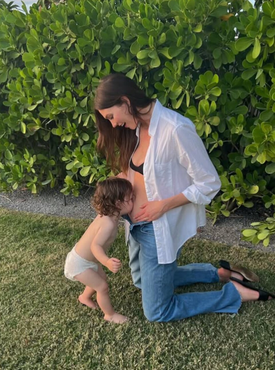 Karlie Kloss is pregnant! Her third child with husband Joshua Kushner