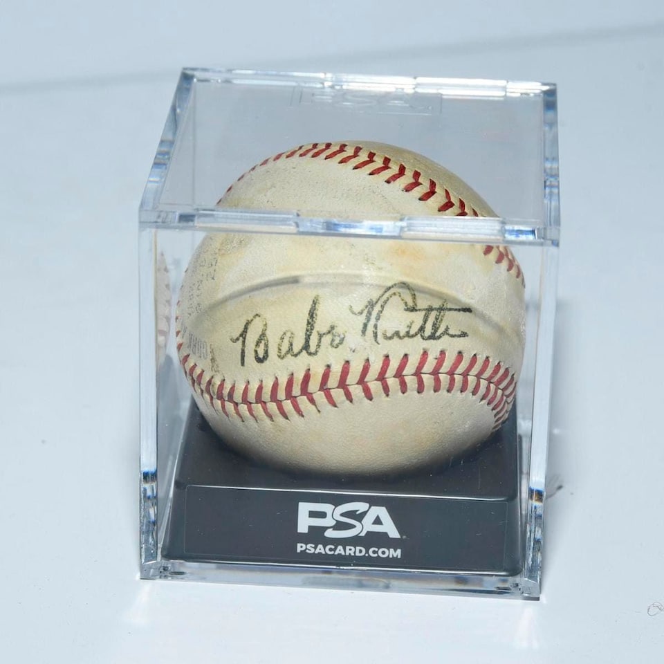 10 most expensive autographs in sports